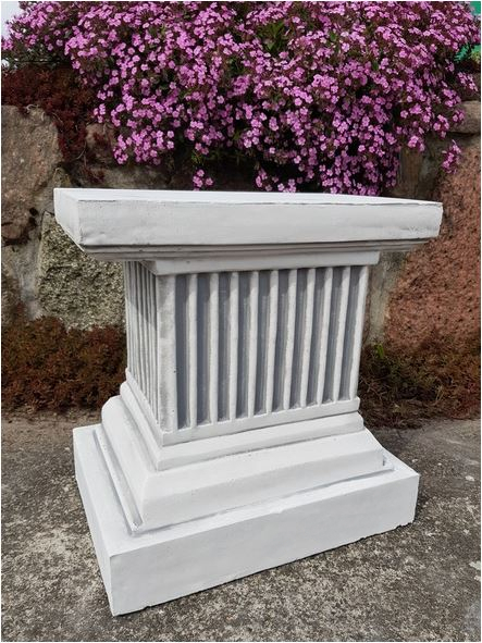 Sockel Steinsockel Gartensockel Steinkunst BLACKFORM